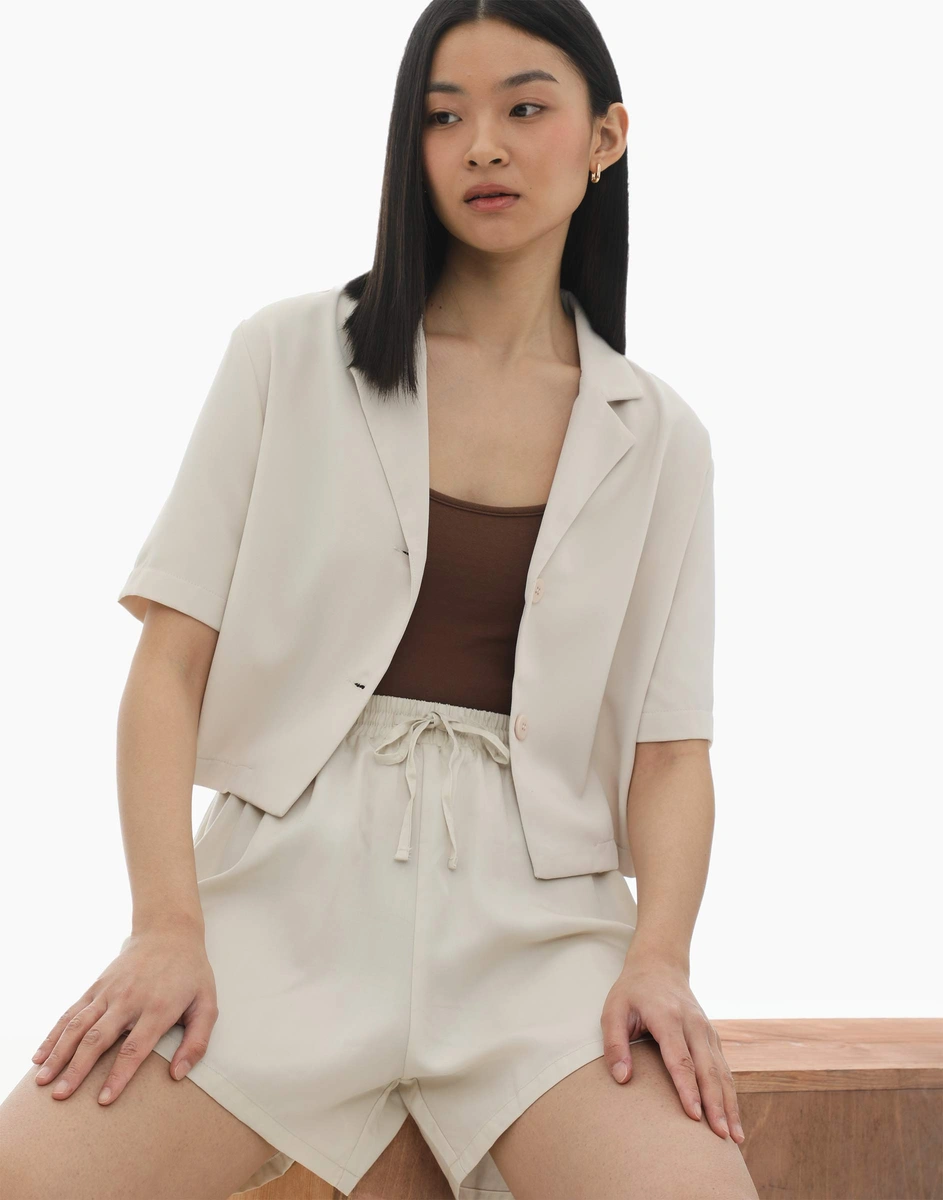 Бежевые шорты Easy Fit GSH009725-2 купить по цене от 699 рублей с ...