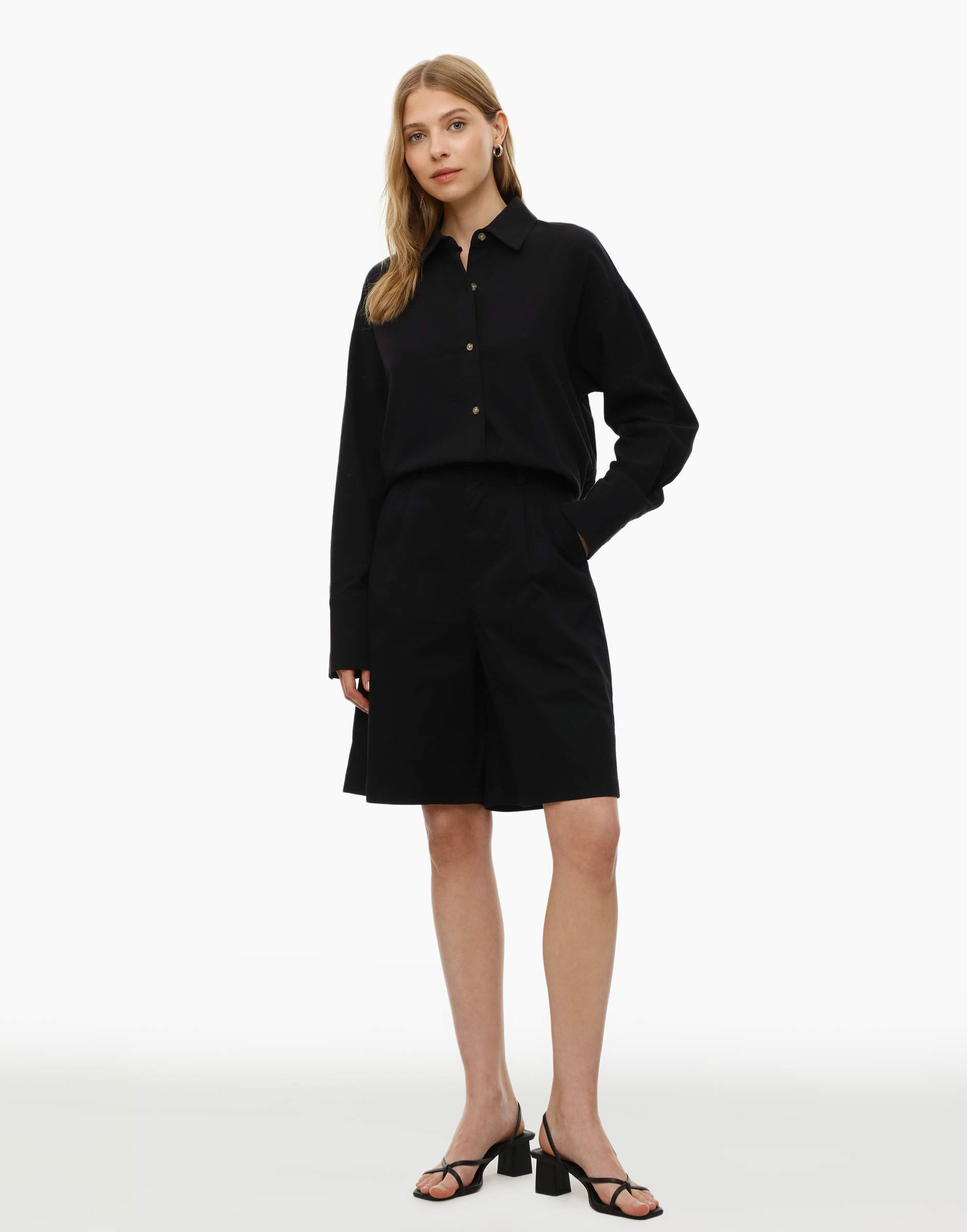 Чёрная рубашка Oversize с узлом GWT003117-2 купить по цене от 599 ...