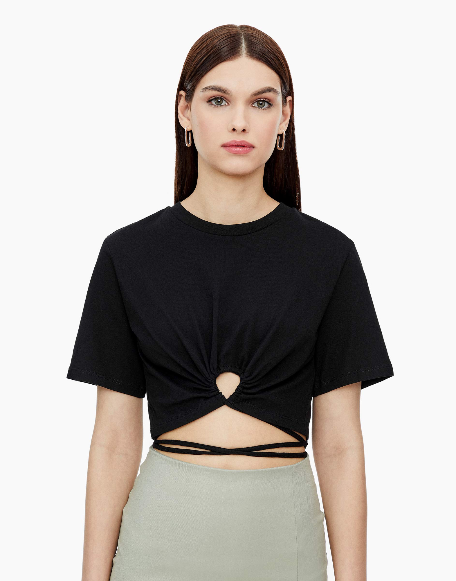 Чёрный кроп-топ с завязками GKT018863-4 купить по цене от 399 рублей с ...