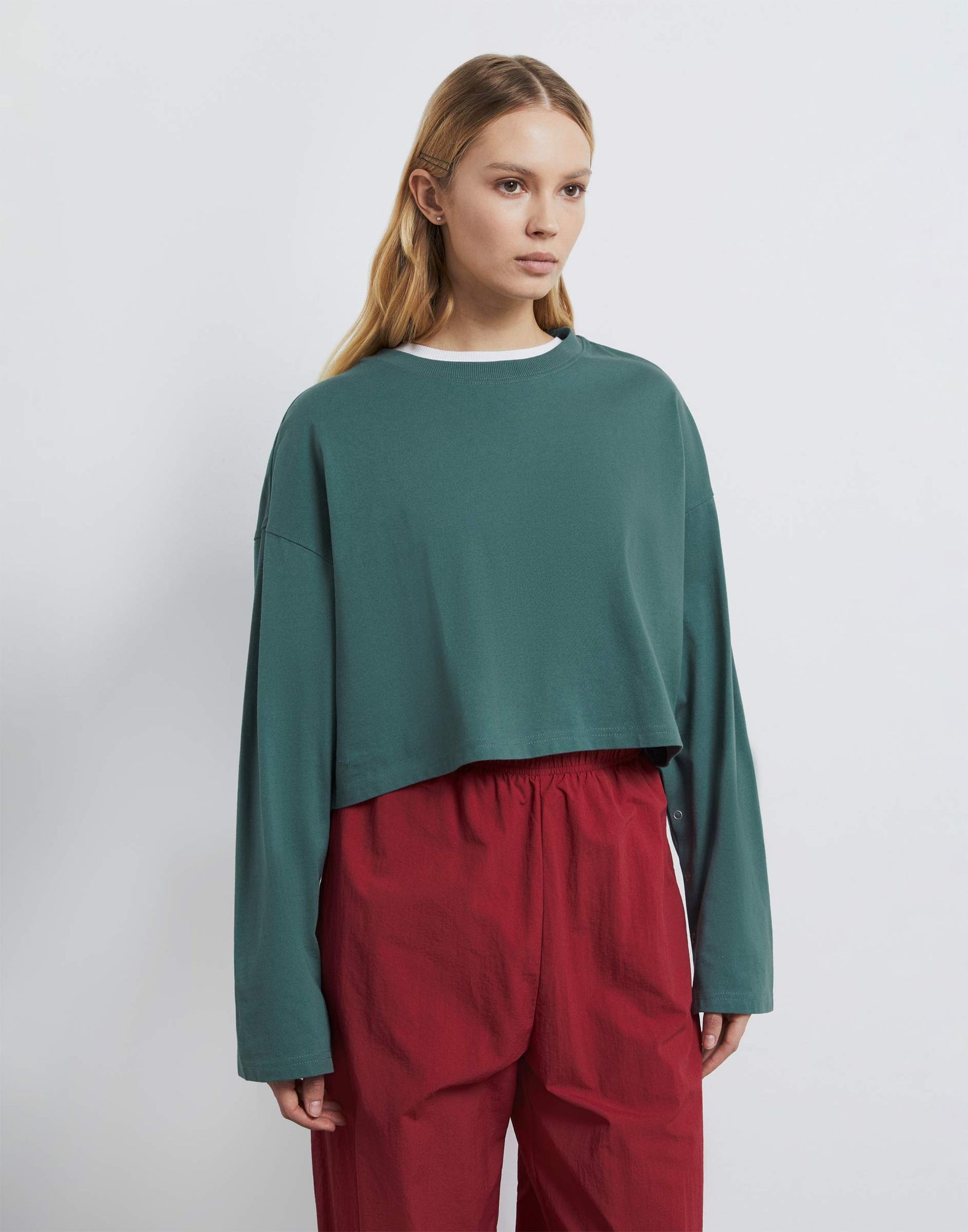 Лонгслив oversize с рукавами на кнопках GKT022102-4 купить по цене от ...
