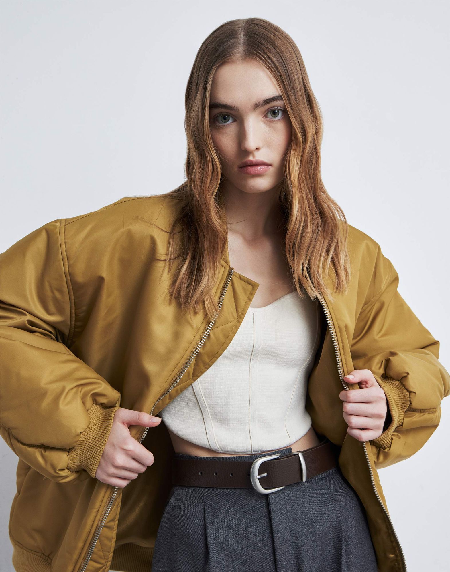 Оливковая куртка-бомбер oversize GOW003928-2 купить по цене от 1399 ...