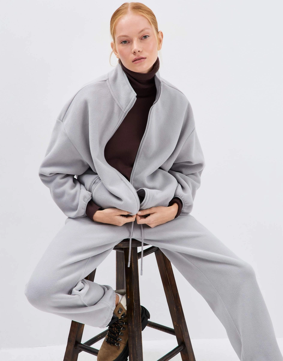 Серая куртка-трансформер superoversize из полар-флиса GAC025009-2 ...