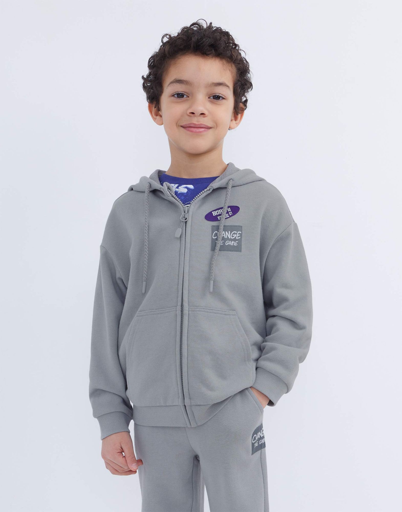 Серое худи на молнии oversize с нашивками для мальчика BAC013792-2 ...