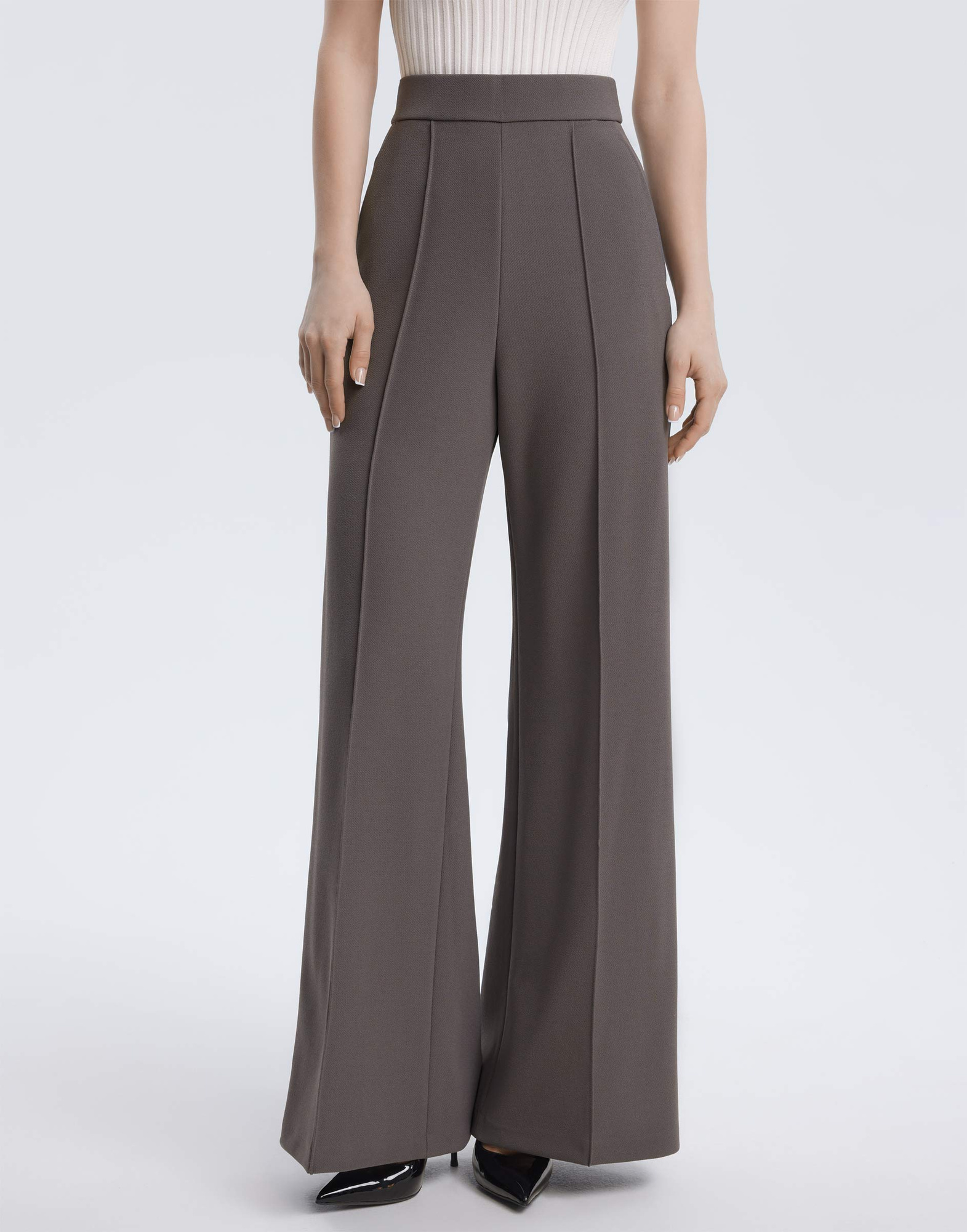 Серые брюки Wide leg из крепа со стрелками GPT010510-2 купить по цене ...