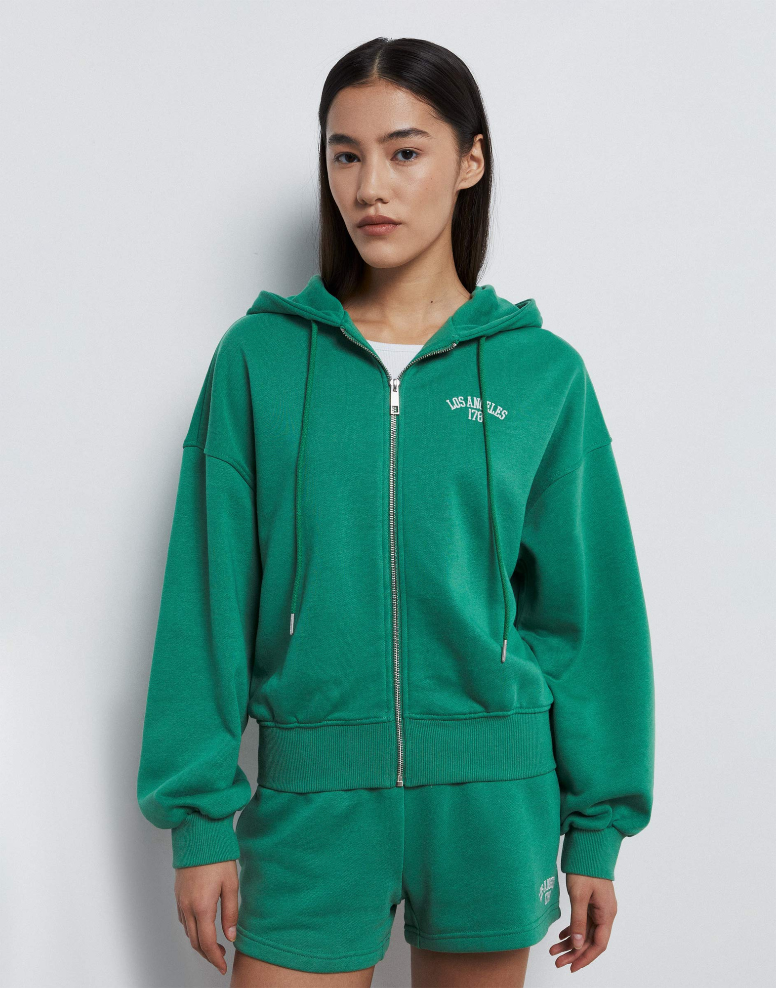 Зелёная толстовка oversize с вышивкой GAC022592-1 купить по цене от ...